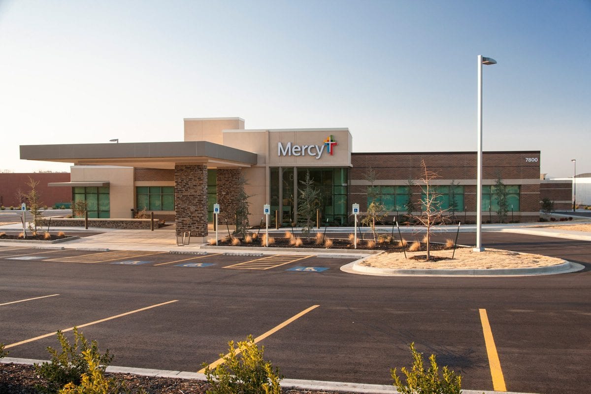 Mercy Clinic Dallas Street – Fort Smith, Arkansas - DeWitt & Associates ...